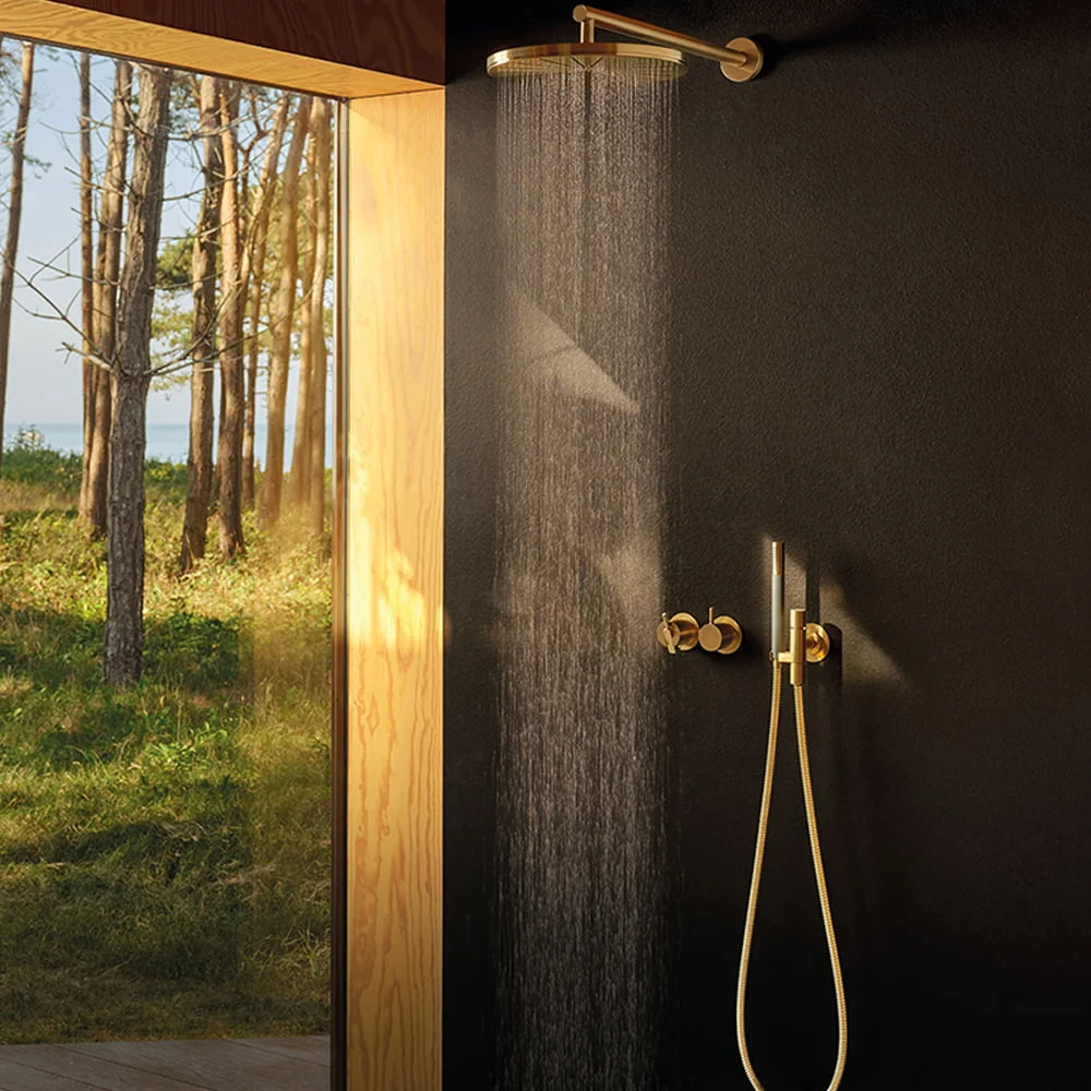 Brusesæt til brusekabinen – få inspiration her